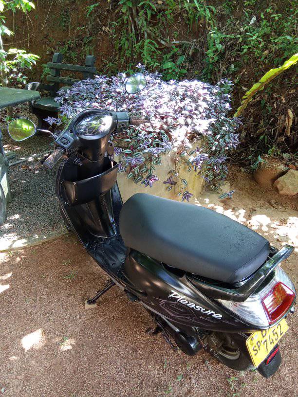 Pleasure scooty for sale – Adz.lk – Classified Ads & Directory Listing