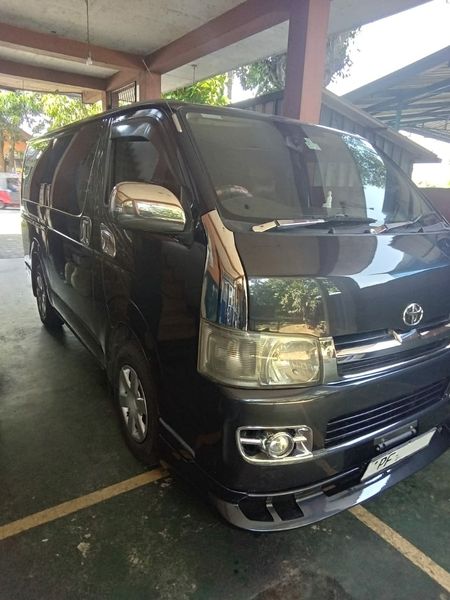 Toyota KDH 200 Super GL – Adz.lk – Classified Ads & Directory Listing