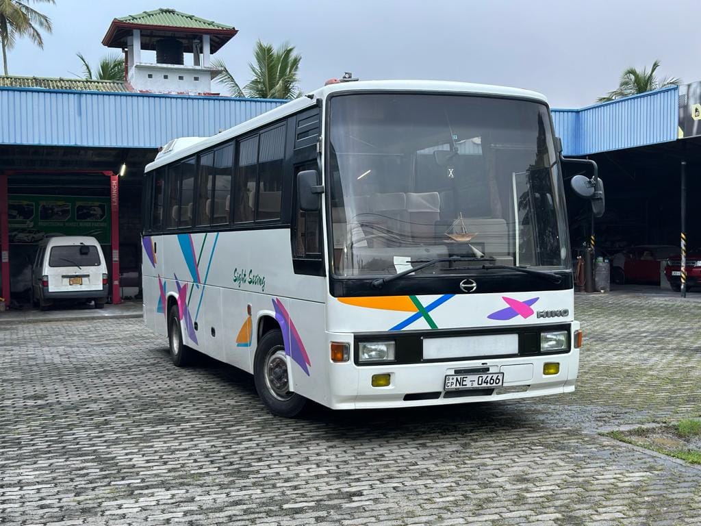 HINO Bus – Adz.lk – Classified Ads & Directory Listing